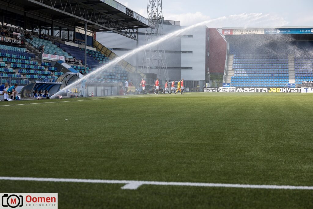 AZ zet Maarten Martens aan de kant - VoetbalPlus