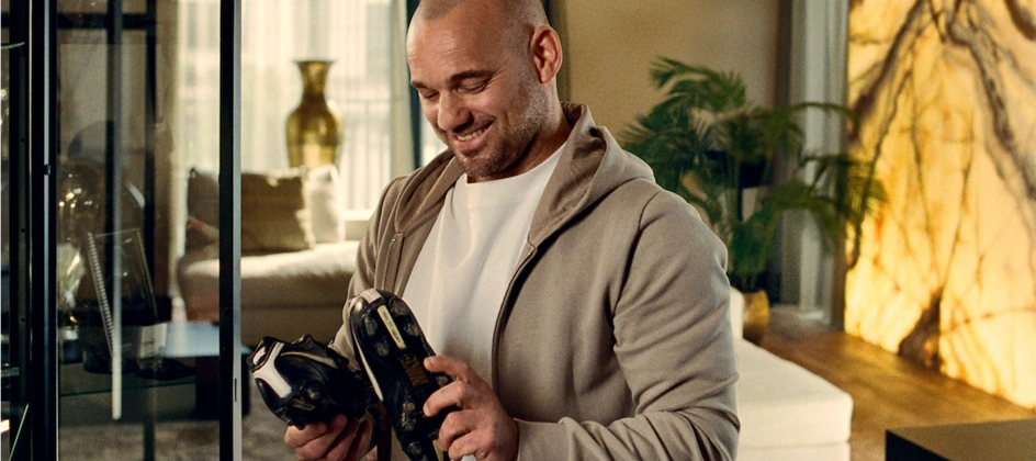 Scapino strikt Wesley Sneijder voor commercial - VoetbalPlus